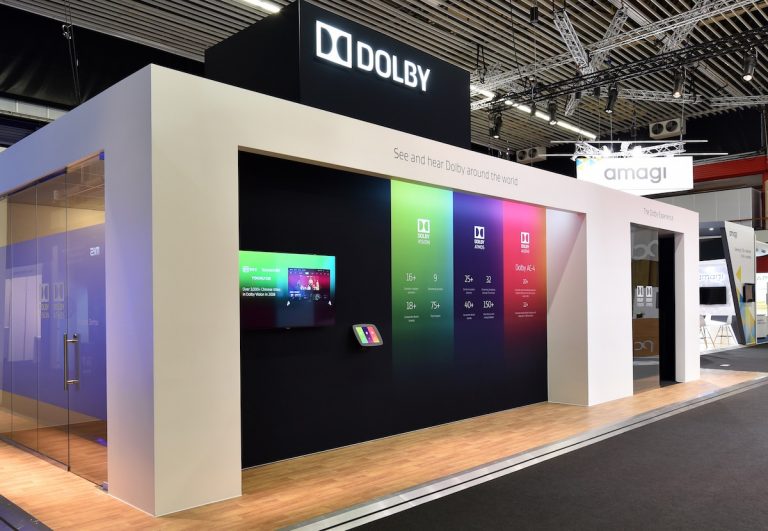 7 Top Reasons to use iPad Kiosks for Conferences